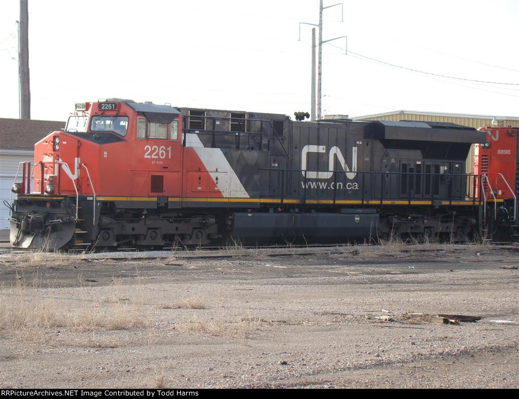 CN 2261